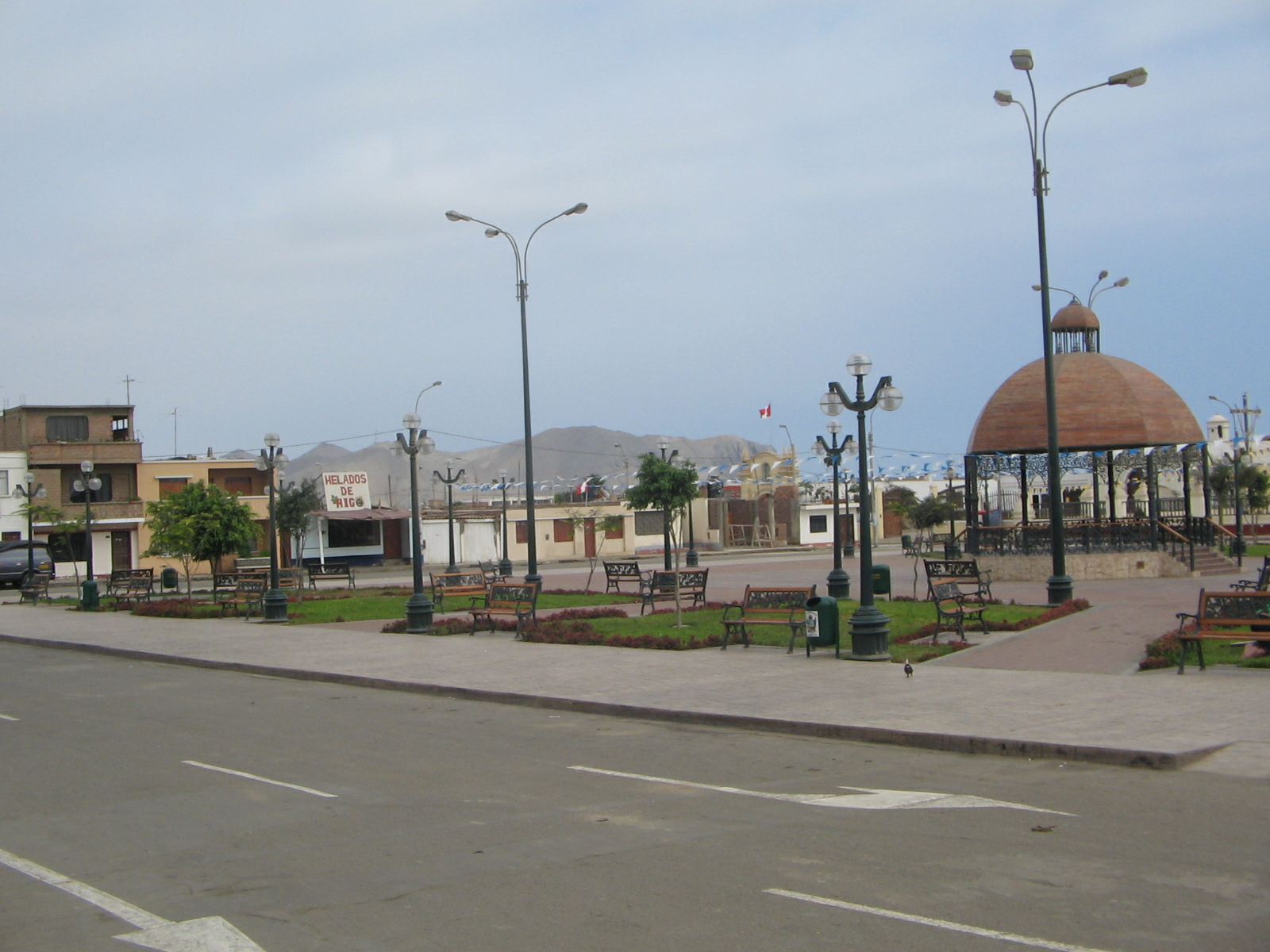 Chilca, pueblo de los higos, playas y lagunas. 2. Centro