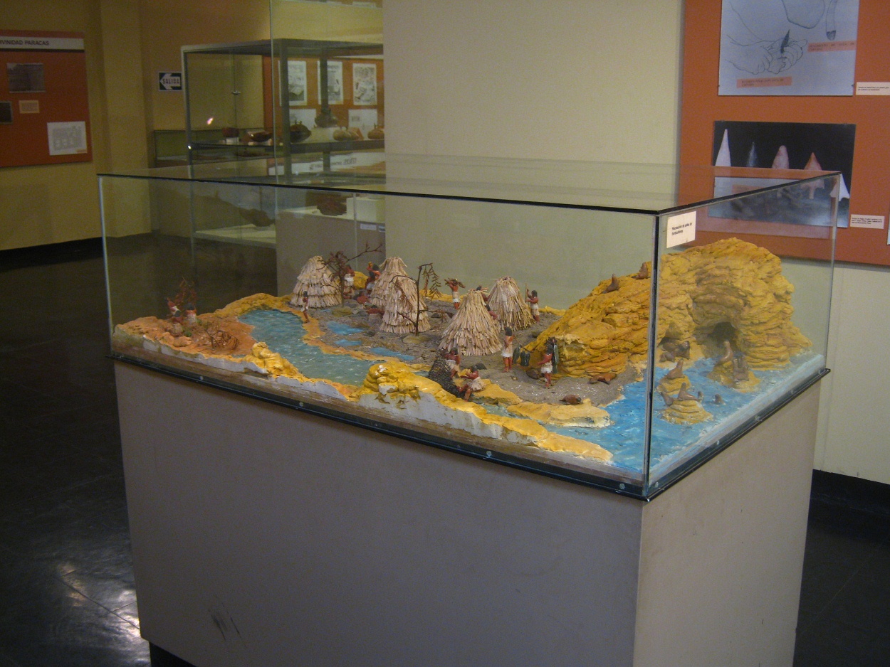 The regional museum of Ica: 2. Stone Age